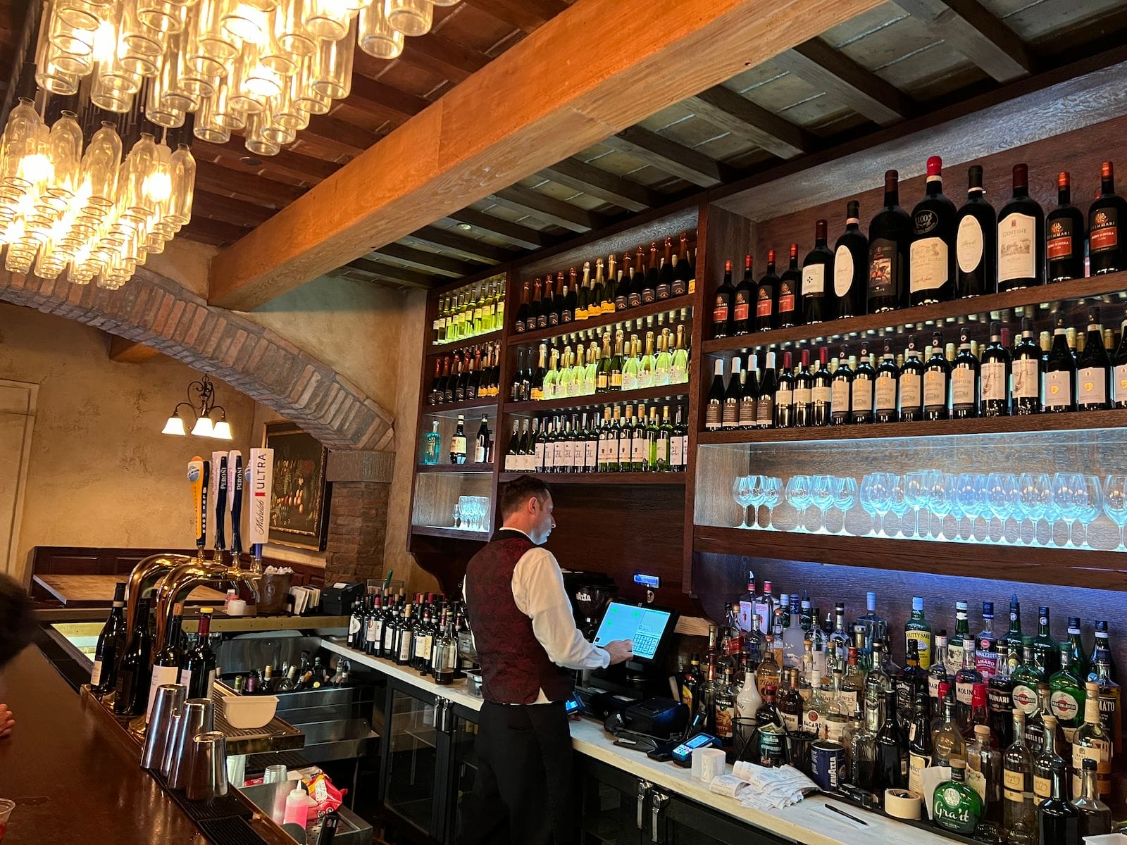 The Ultimate Guide EPCOT Drinking Around The World Fantastic Experience ...