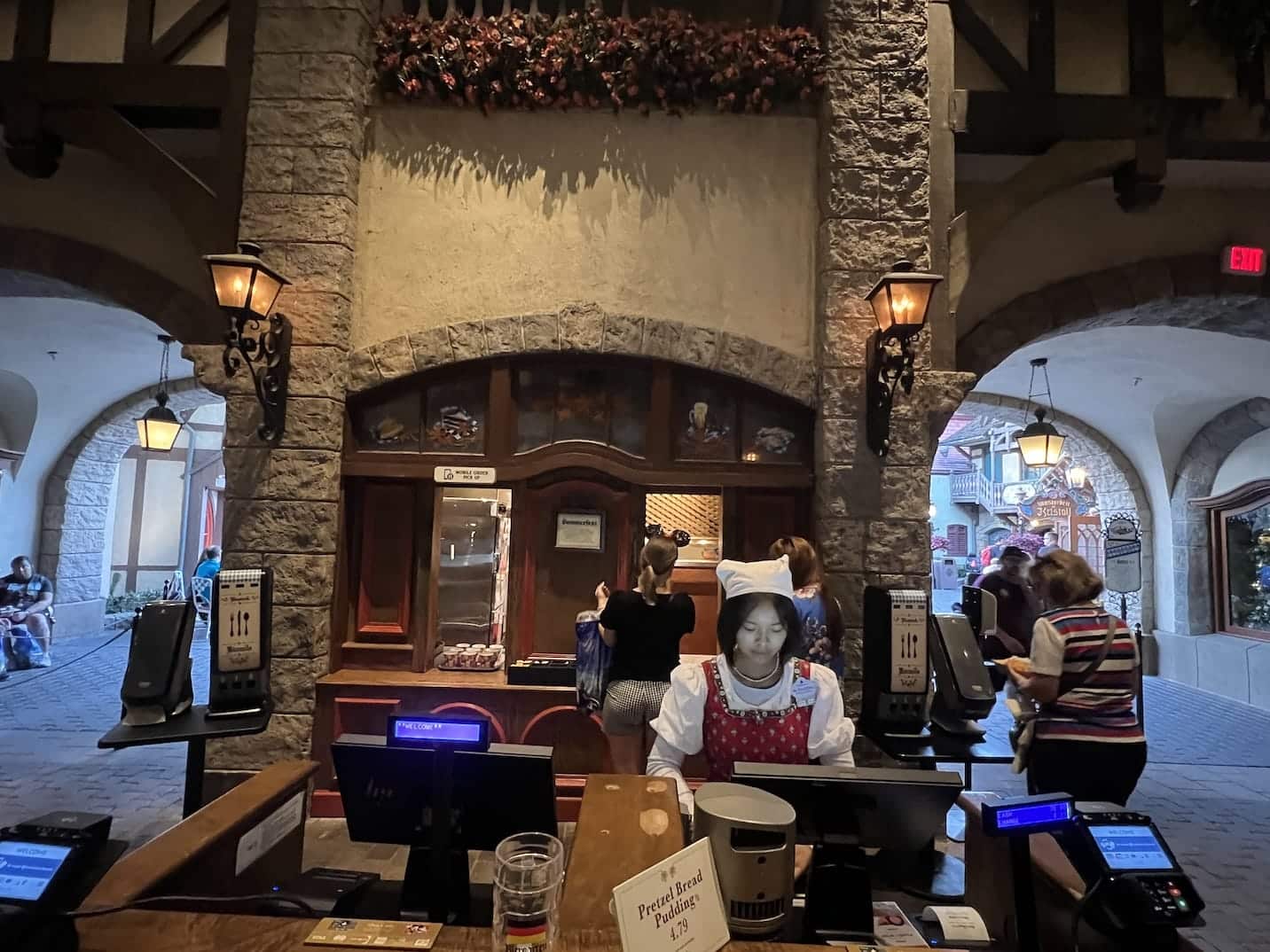 The Ultimate Guide EPCOT Drinking Around The World Fantastic Experience ...