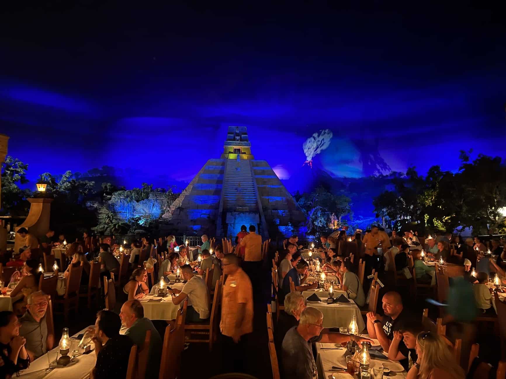 The Ultimate Guide EPCOT Drinking Around The World Fantastic Experience ...