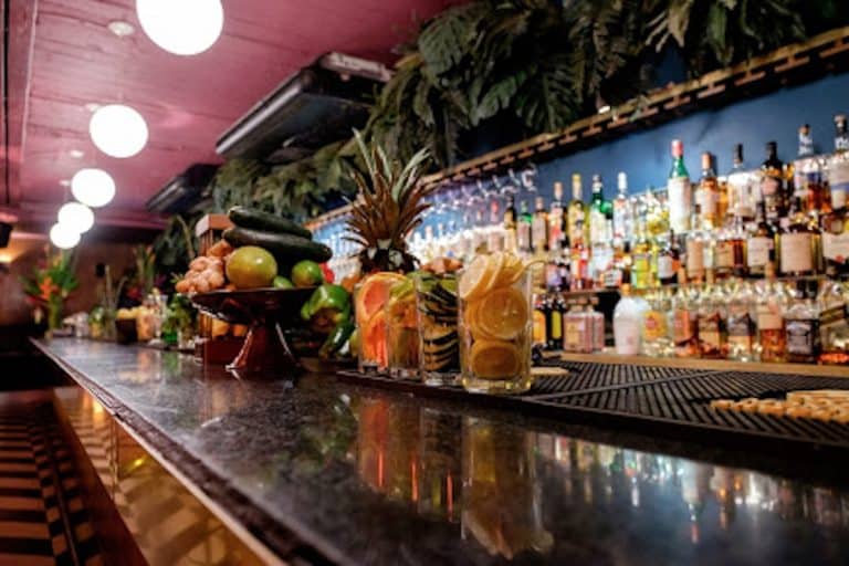 The Mexico City Nightlife Ultimate Guide 2025 - VitePresenta