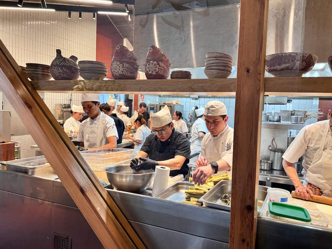 The Ultimate Guide To Maximo Bistrot Mexico City: Worth The Hype In ...